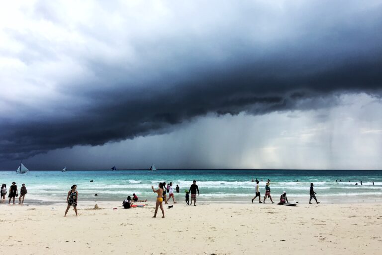 BMKG Warns of Potential Extreme Weather in Bali from 11-18 December ...